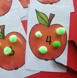 Apple Fine Motor Activities - Pink Oatmeal Shop
